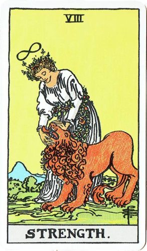 Strength Card Meaning ⋆ Tarot Cards ⋆ Easy Tarot Lessons